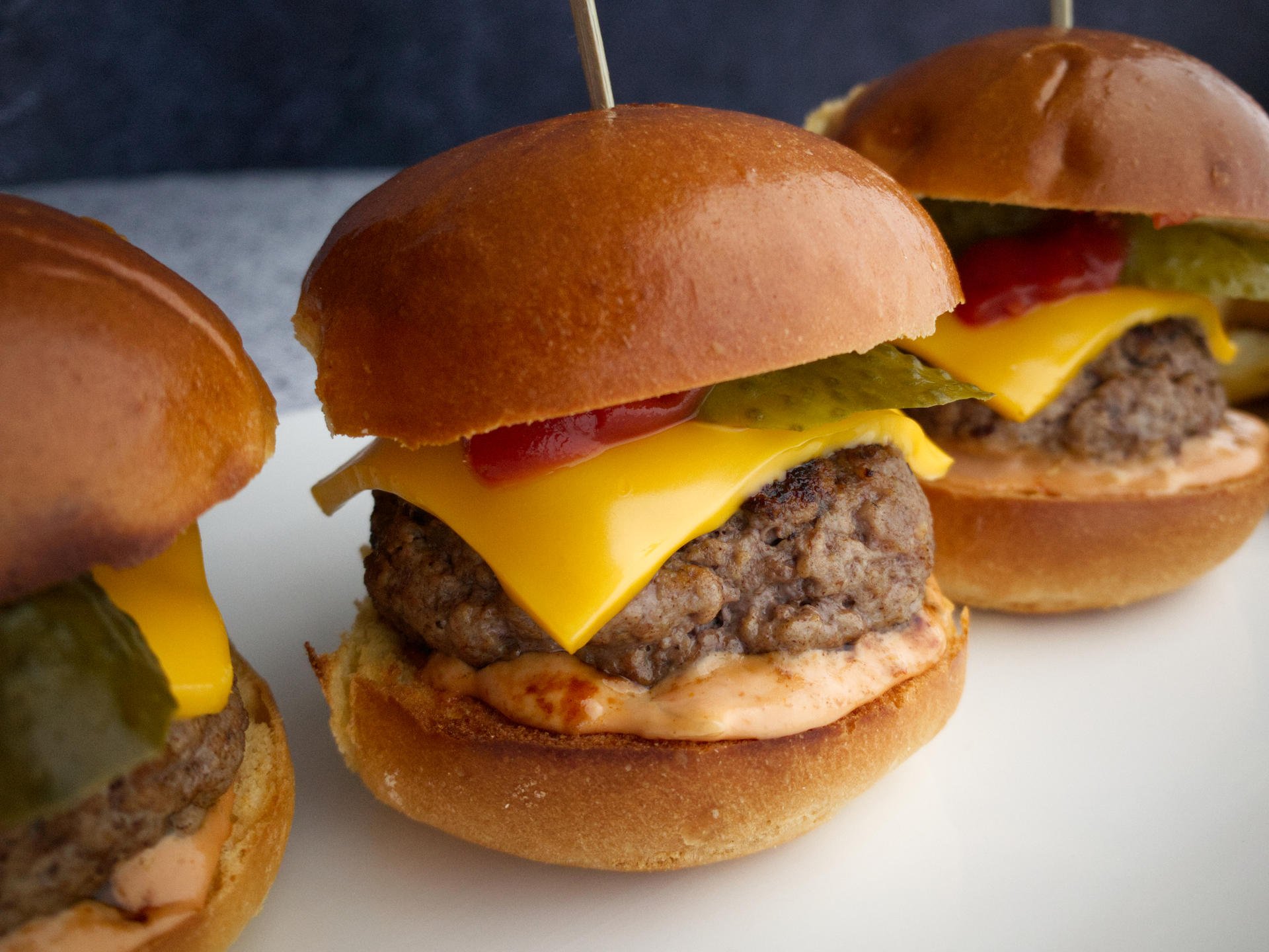 Easy Cheeseburger Sliders with Special Burger Sauce Recipe